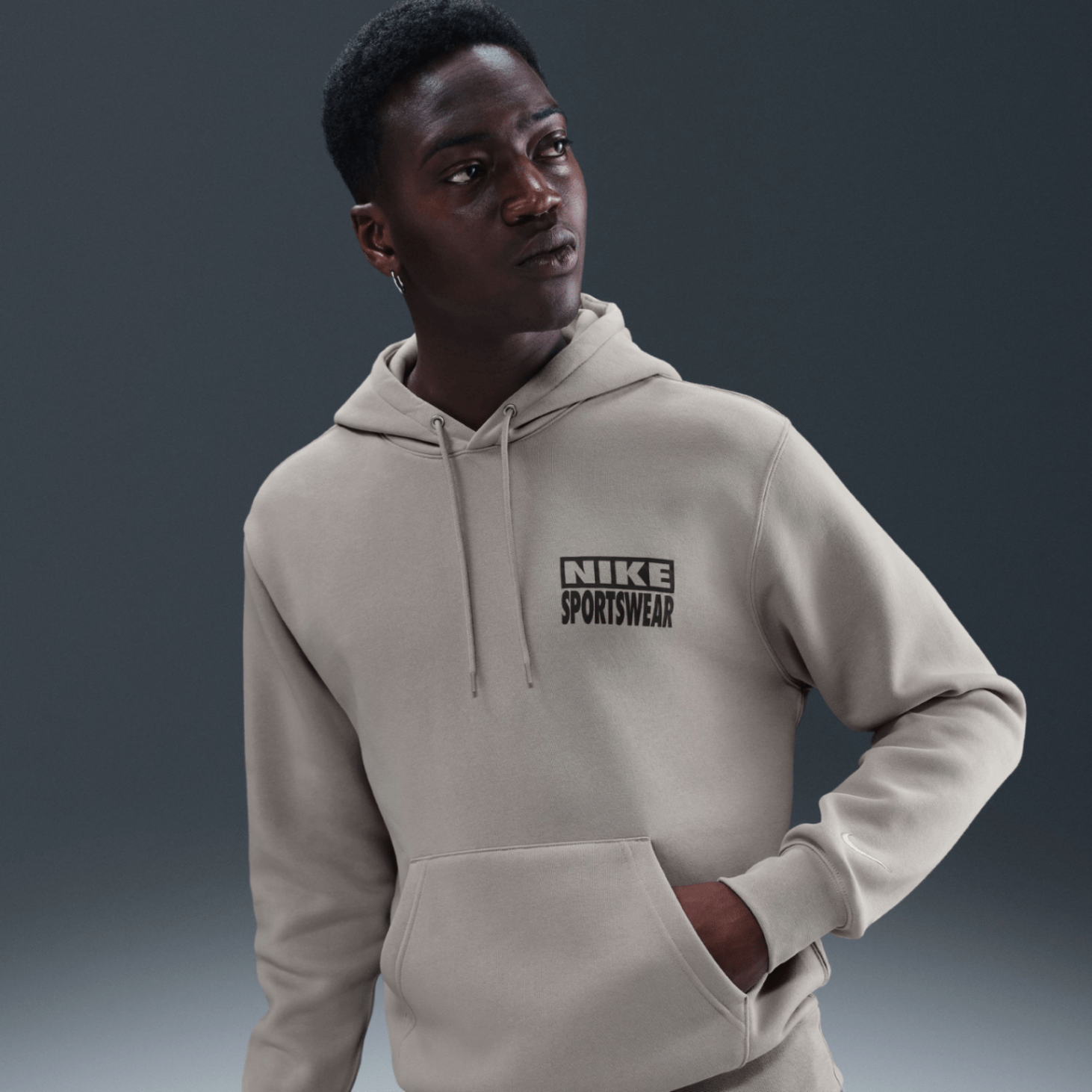 NIKE - POLERON NIKE M NK CLUB BB PO HOODIE OPP1 HOMBRE | Ofertitas